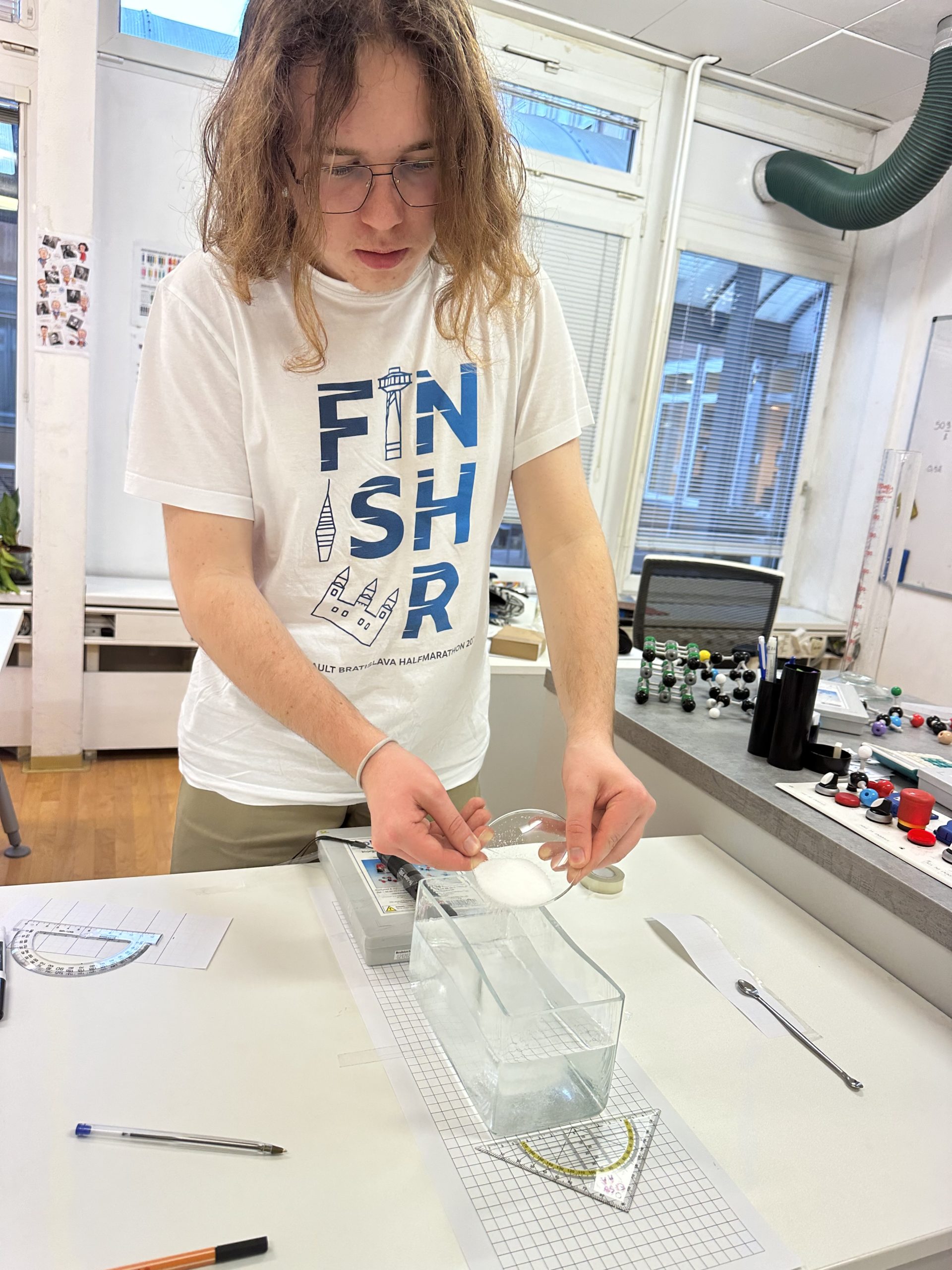 Exploring the Effect of Salt Concentration on Refractive Index - EISB ...